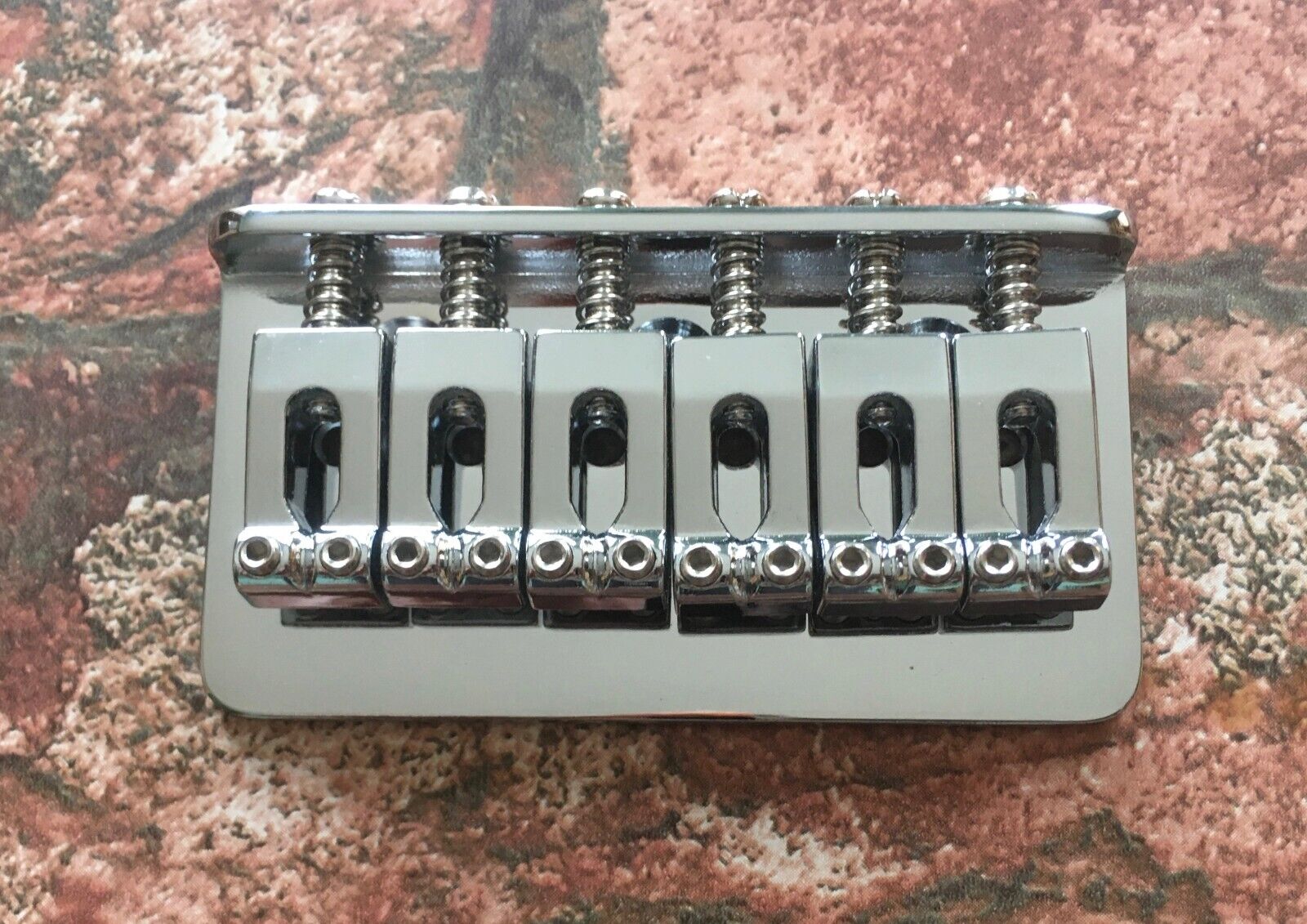 Fender Standard Series Hardtail Fixed Bridge for Strat / Tele, Chrome ...