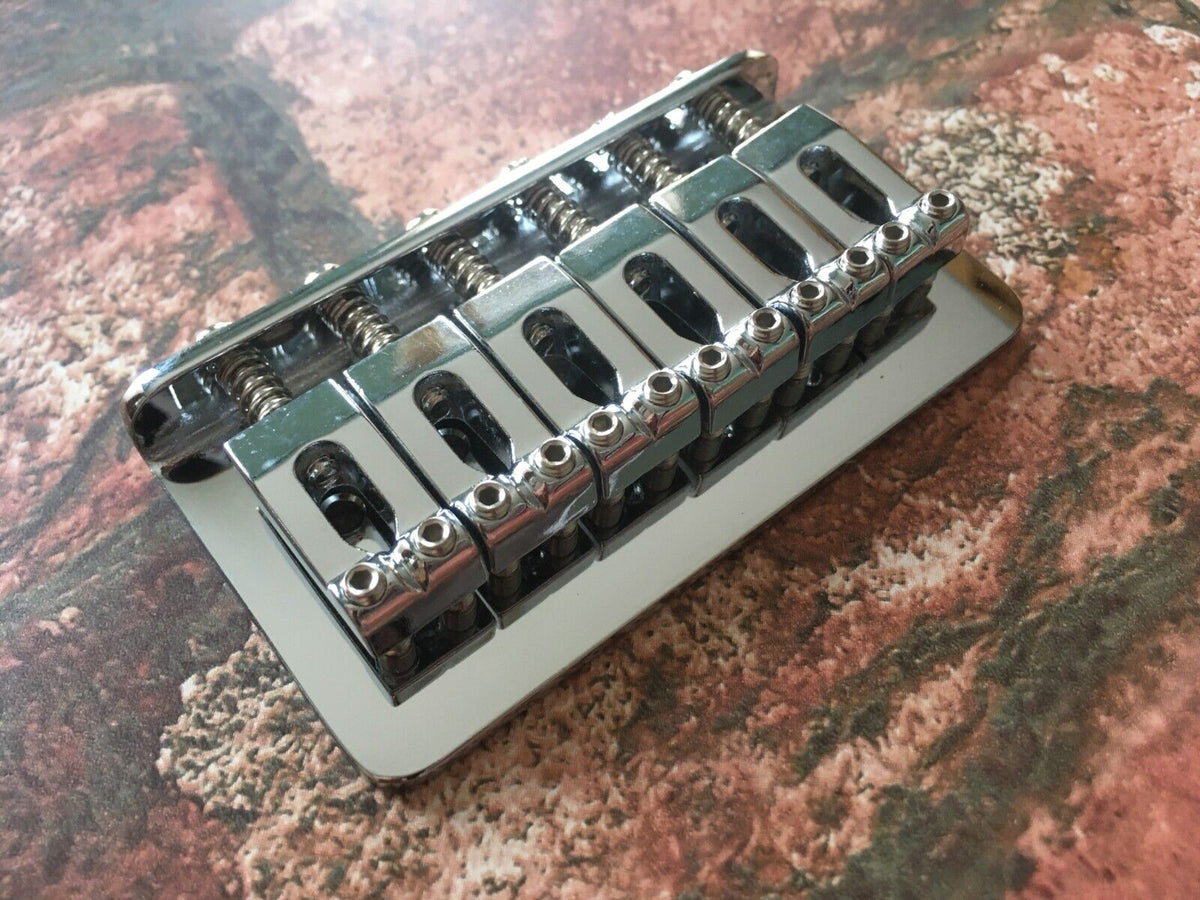 Fender Standard Series Hardtail Fixed Bridge for Strat / Tele, Chrome ...